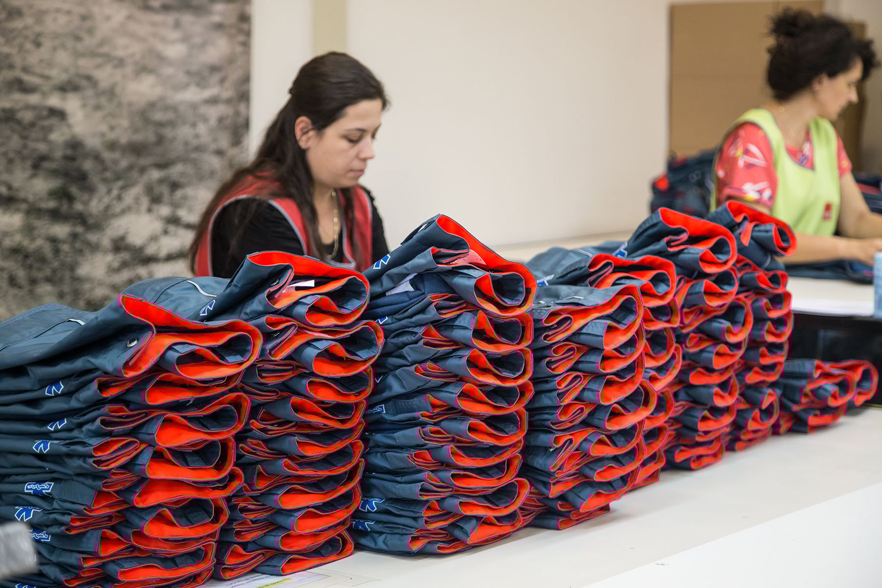 The new uniforms of Dutch ambulance personnel take care of people and ...